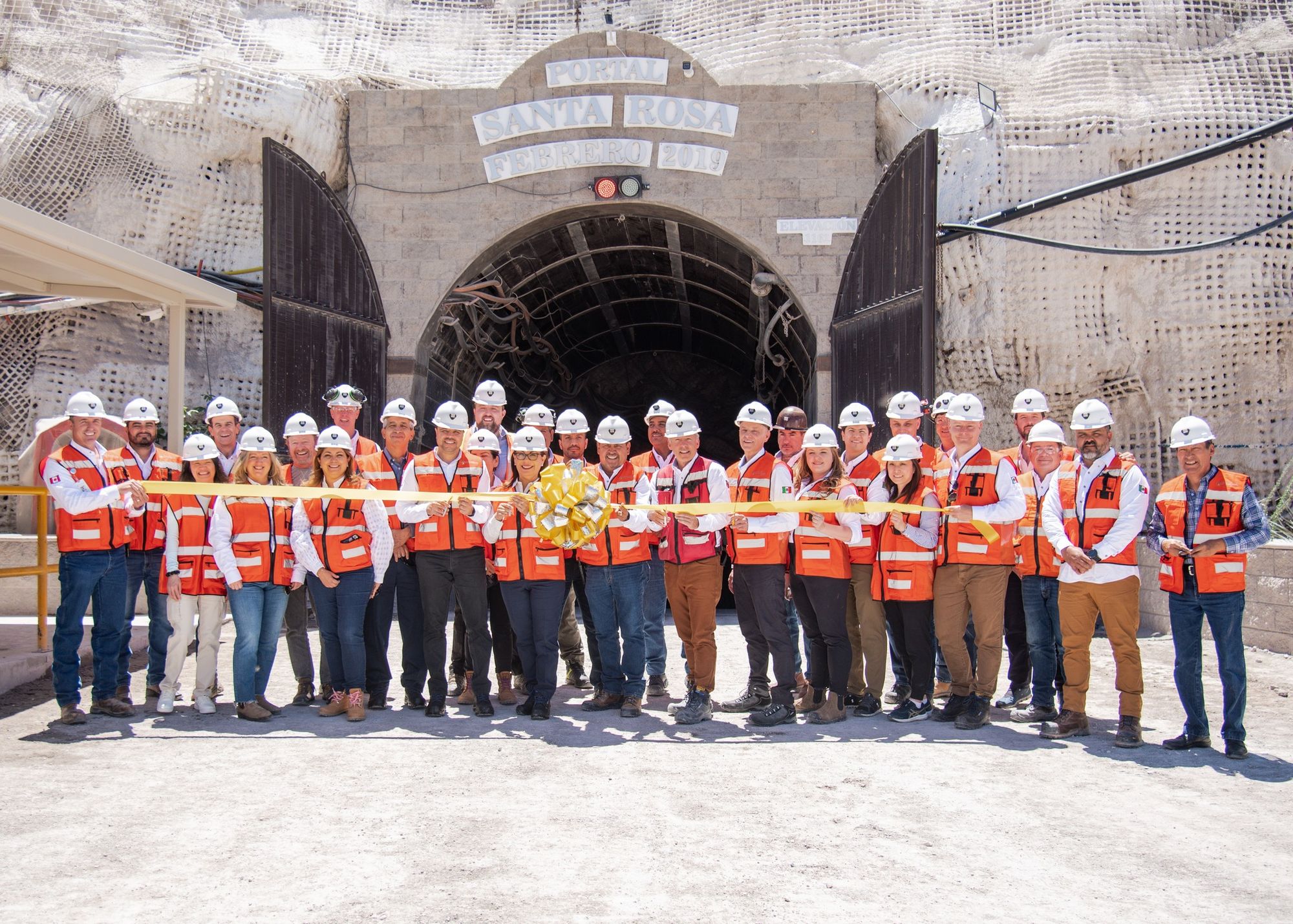 SilverCrest inaugura la Unidad Minera Las Chispas en Arizpe, Sonora ...