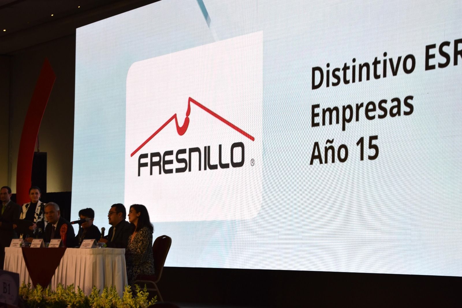 Industrias Peñoles y Fresnillo plc reciben el distintivo de ESR 2023 ...